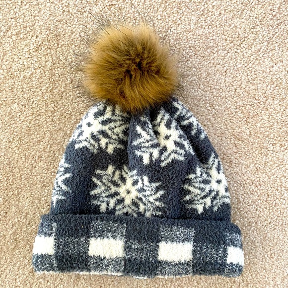 Accessories | Snowflake Hat | Poshmark